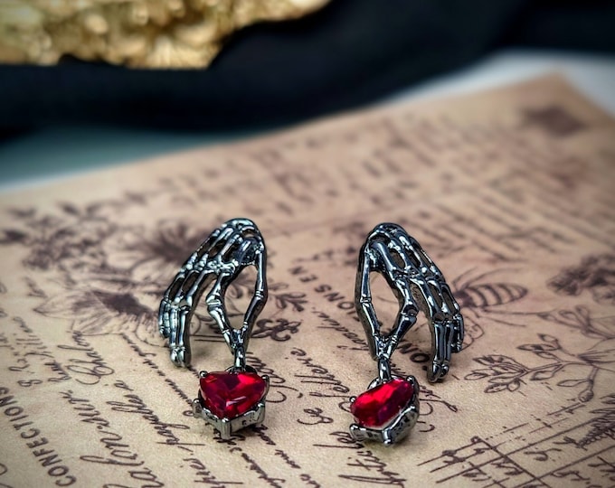 Romantic Skeleton Hand Earrings Horror Halloween Jewelry Macabre Gothic ...