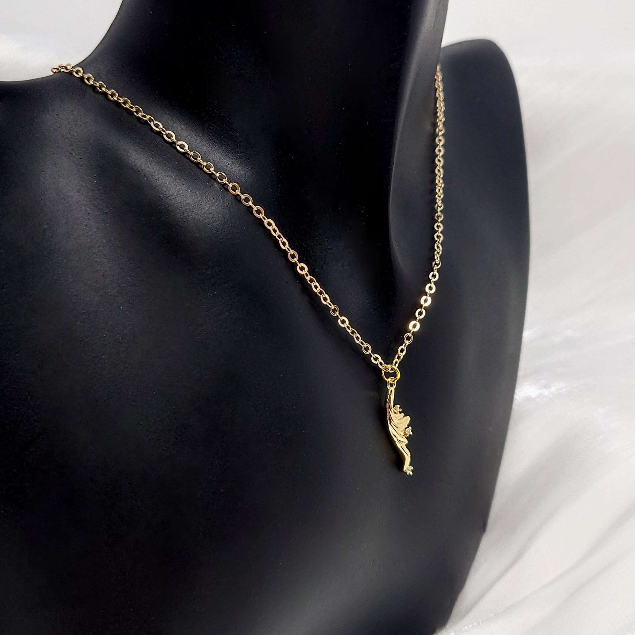 Honkai Sunday Necklace HSR Star Rail Inspired Jewelry Gift Gold Feather ...