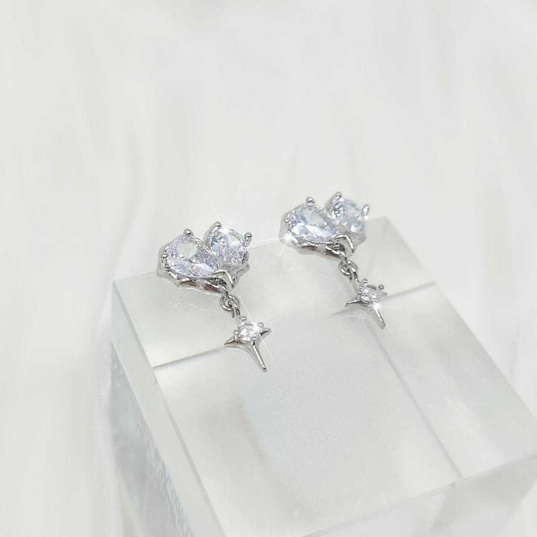Liquid Starlight Earrings Crystal Star Heart Jewelry Shimmery Crystal ...