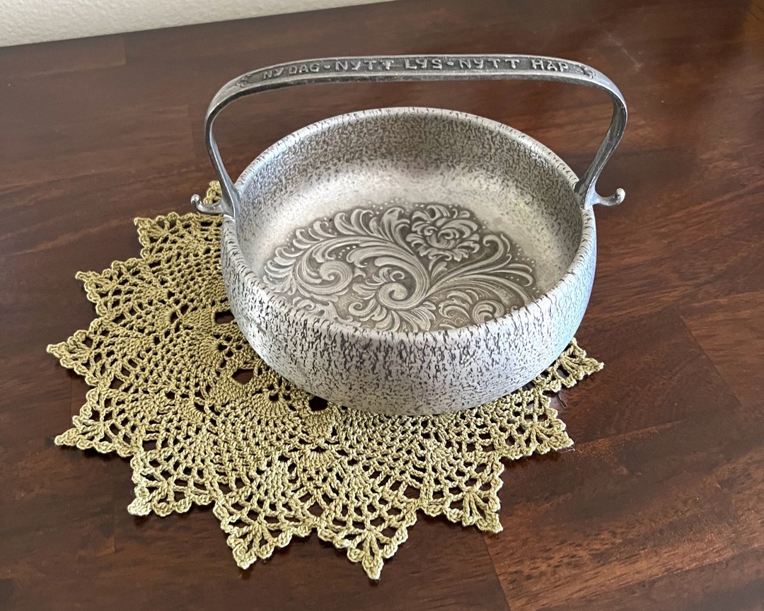 Eik Tinn Pewter Bowl With Handle, Norwegian Pewter Bowl, New Day New ...