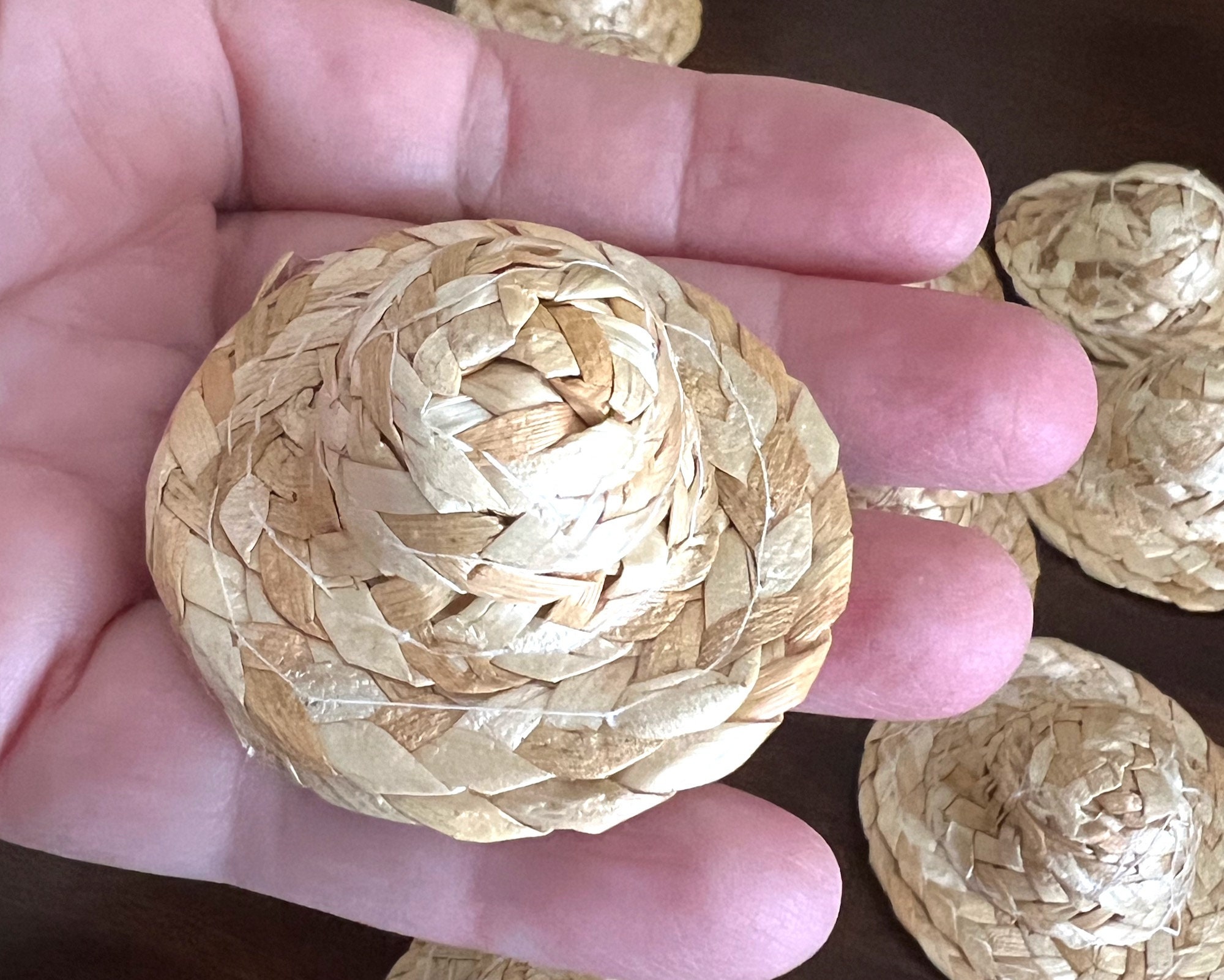 2 Inch Straw Hats for Crafting, Lot of 18 Mini Straw Hats for Crafts ...