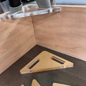 Corner Drilling Jig perfect Drilling All the Time. 2 in 1 Corner ...