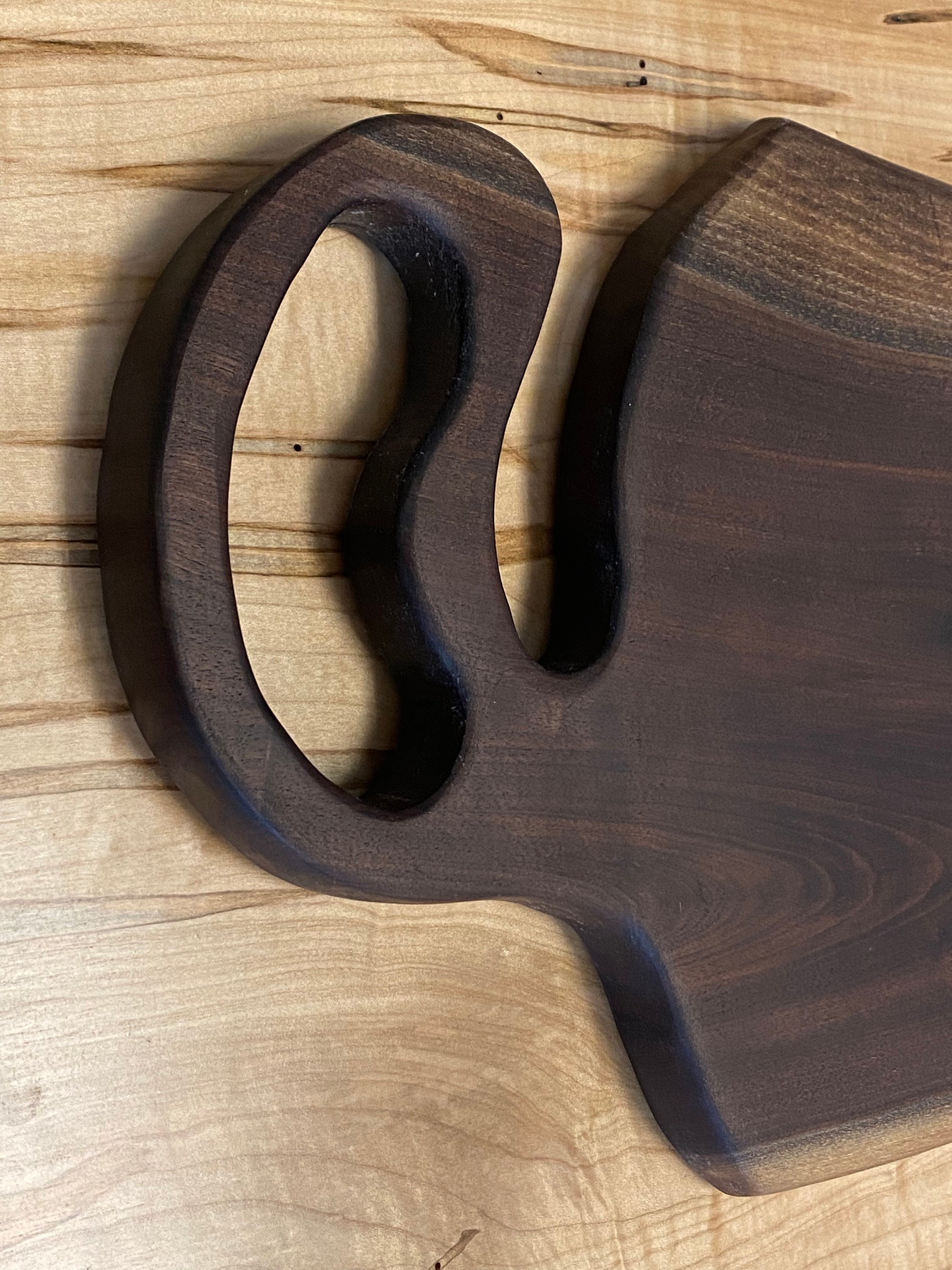 Live Edge Wood Cutting Board - Stunning Live Edge Black Walnut Wood ...