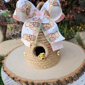 Winnie the Pooh Beehive for Girl-classic Winnie the Pooh Girl Baby ...