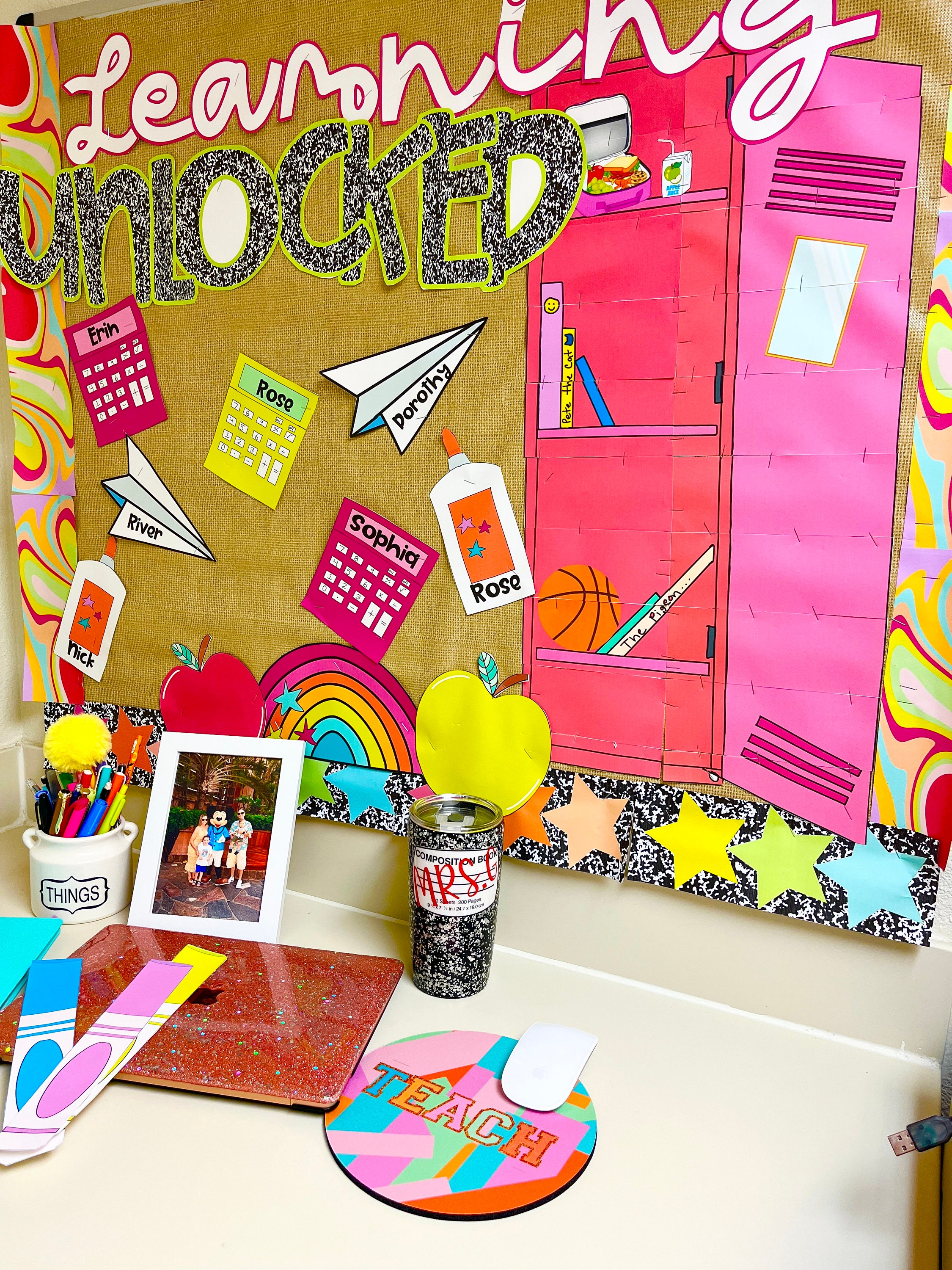 Learning Unlocked! - Back to School Bulletin Board Set/90s Retro ...