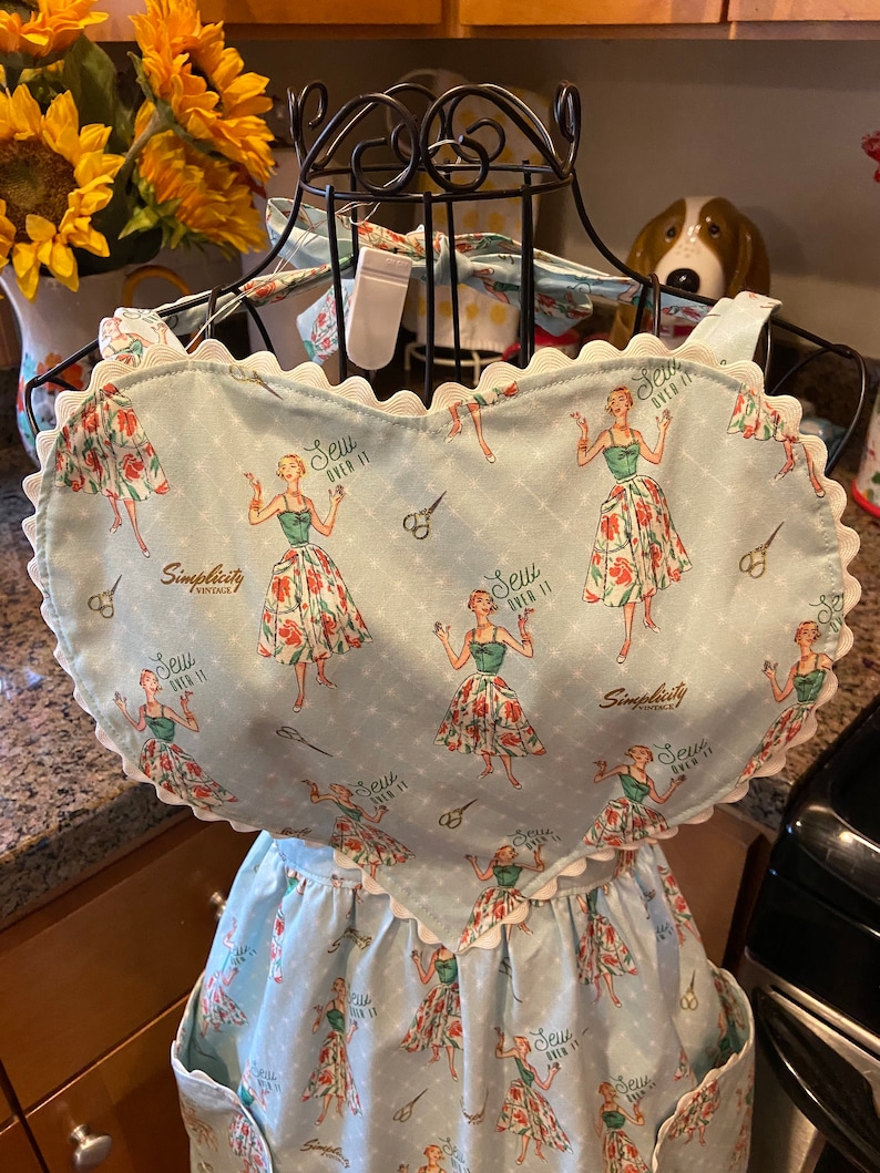 Women's "simplicity" Vintage Style Aprons - Etsy
