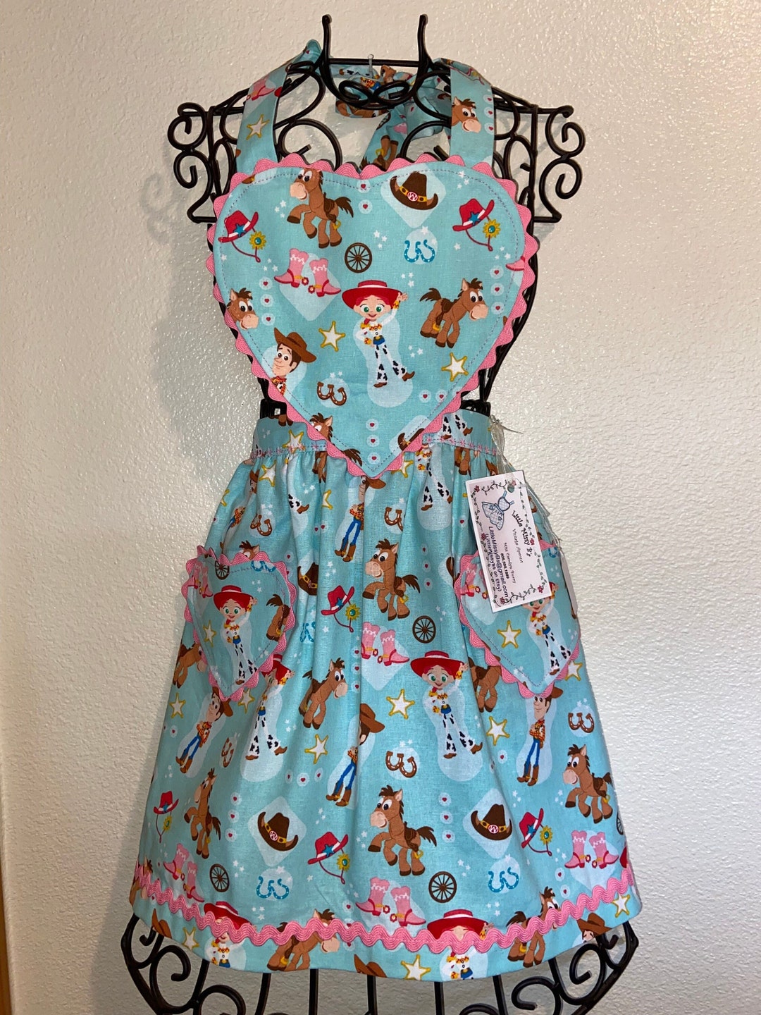Licensed Character Girls' Vintage Style Aprons - Etsy