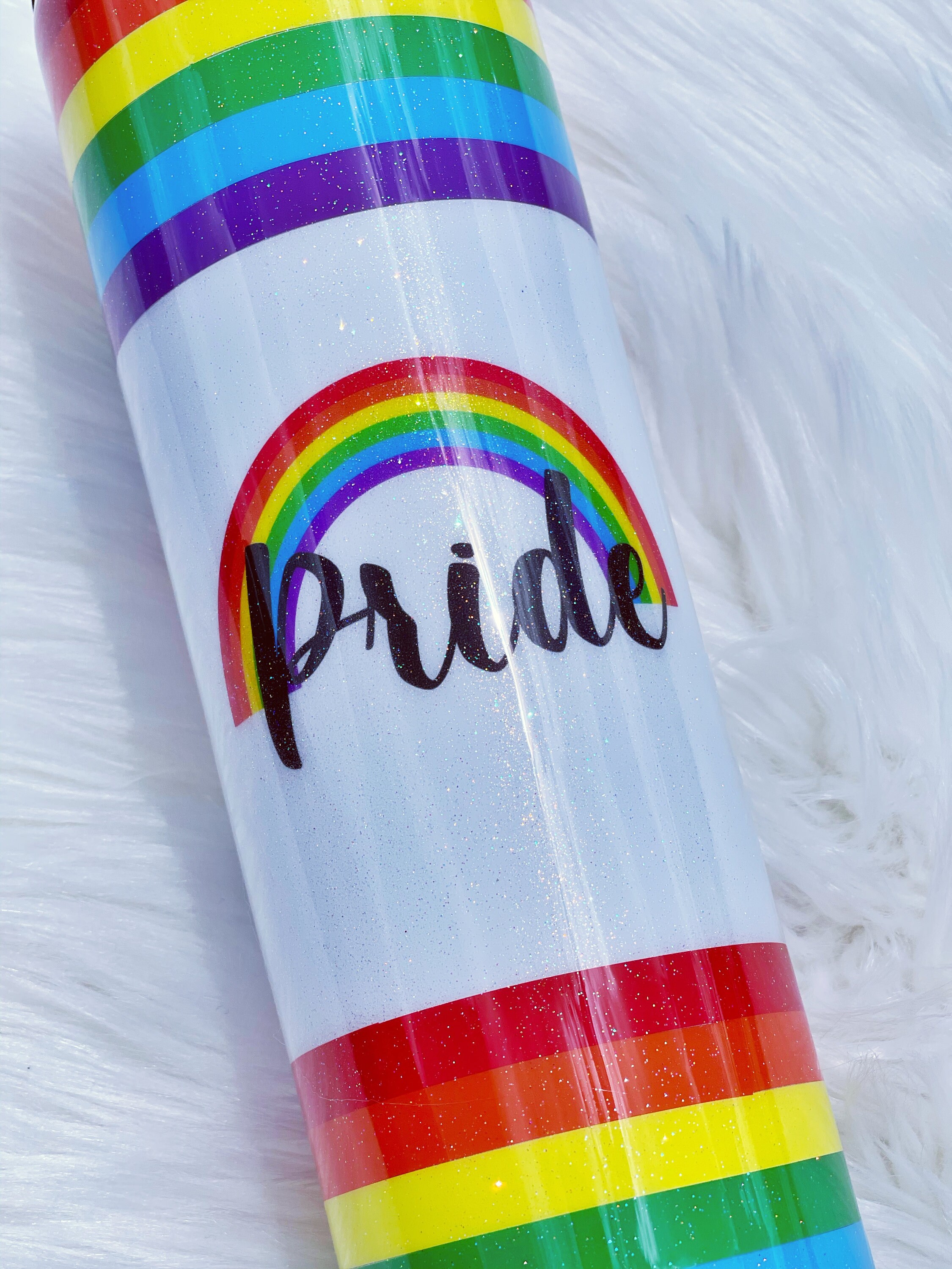 Love is Love Gay Pride Rainbow Flag LGBTQ Custom Glitter - Etsy España