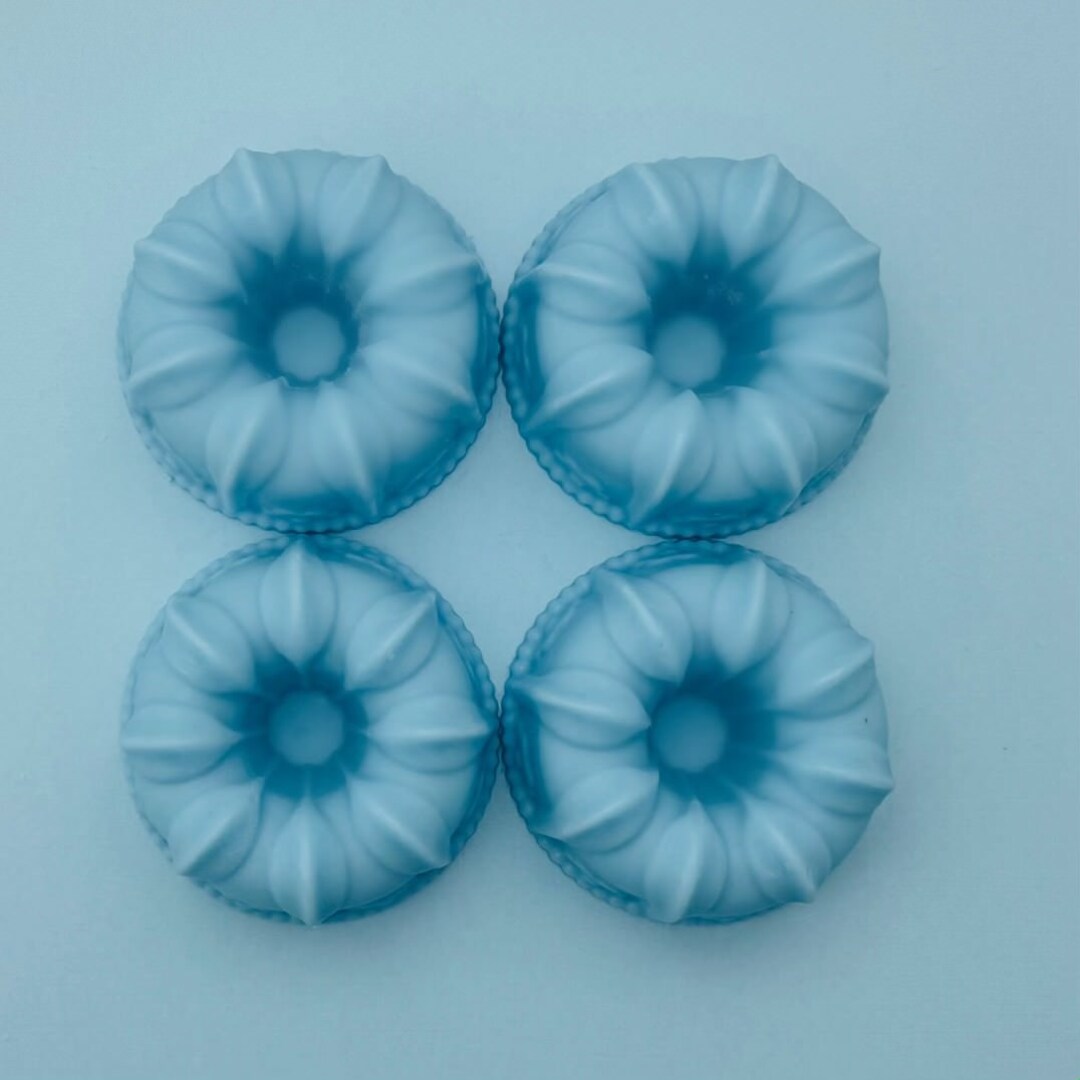 Wax Melt // Queen Charlotte maple Buttercream, Toasted Mallo, Zucchini Bread - Etsy