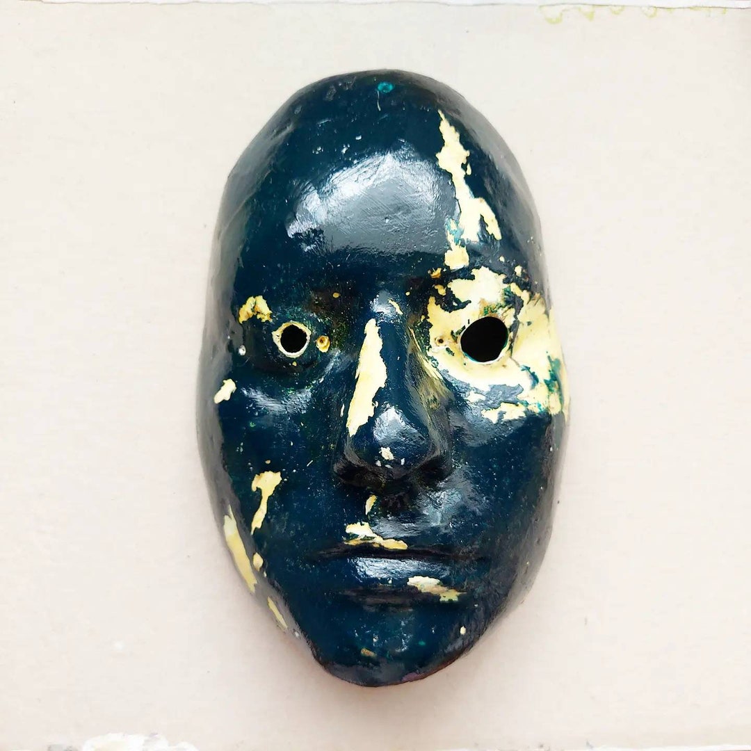 Handmade Creepy Mask: Dark Green Wall Decoration (21x14x9) - Etsy