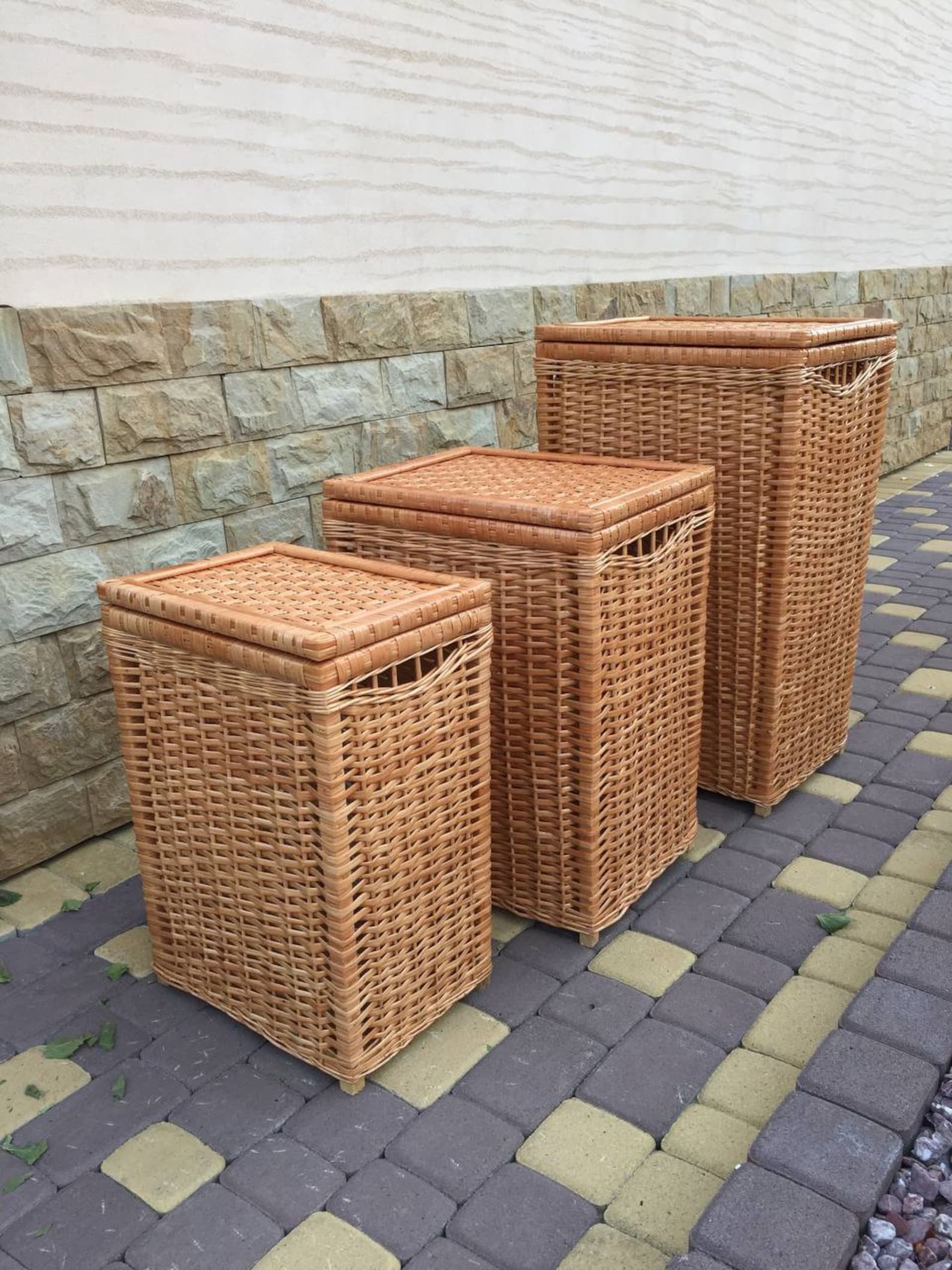 Cesta de ropa de mimbre tejida con tapa Avaialble en 3 tamaños | Etsy