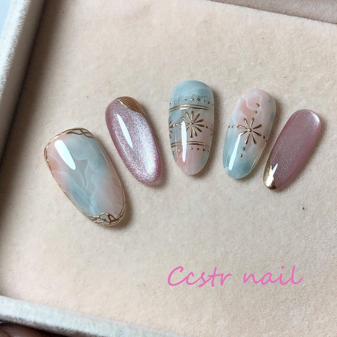 Pink Swoosh Metallic Chrome Nails, Hand Painted Geometric Press-on ...