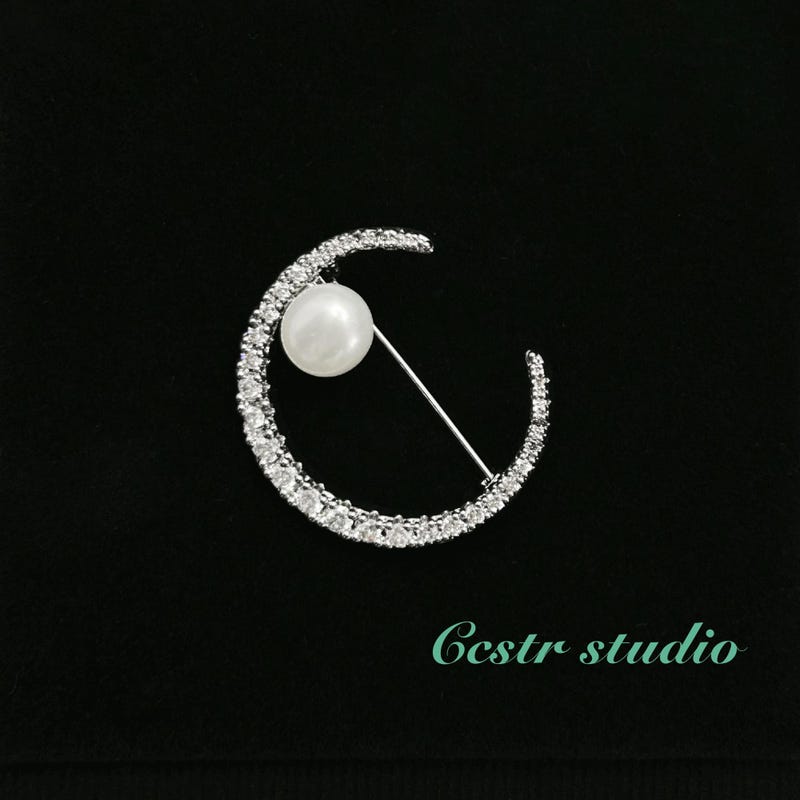 Silver Moon Brooch Pin - Etsy