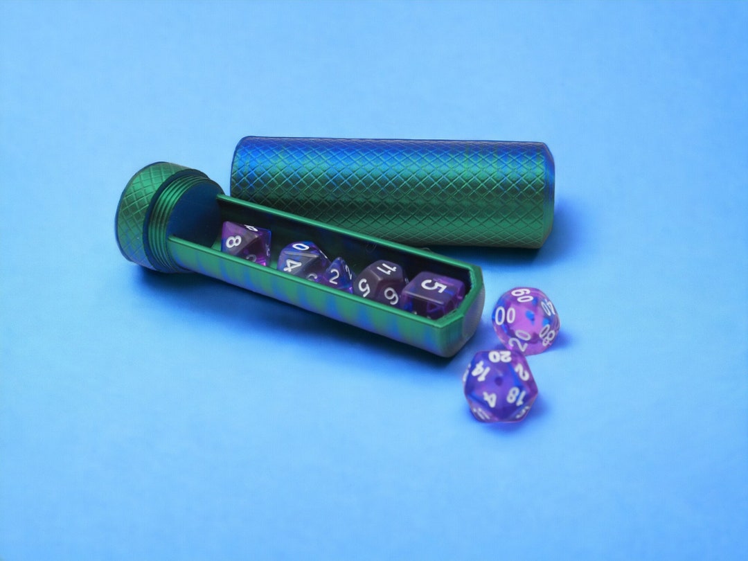 Dungeons and Dragons Knurled Dice Holder - Threaded Dnd Dice Container ...