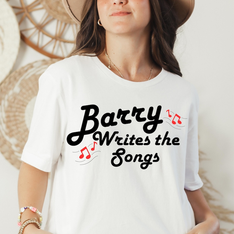 Barry Manilow Shirts That Say Made It Through the Rain - Etsy Canada
