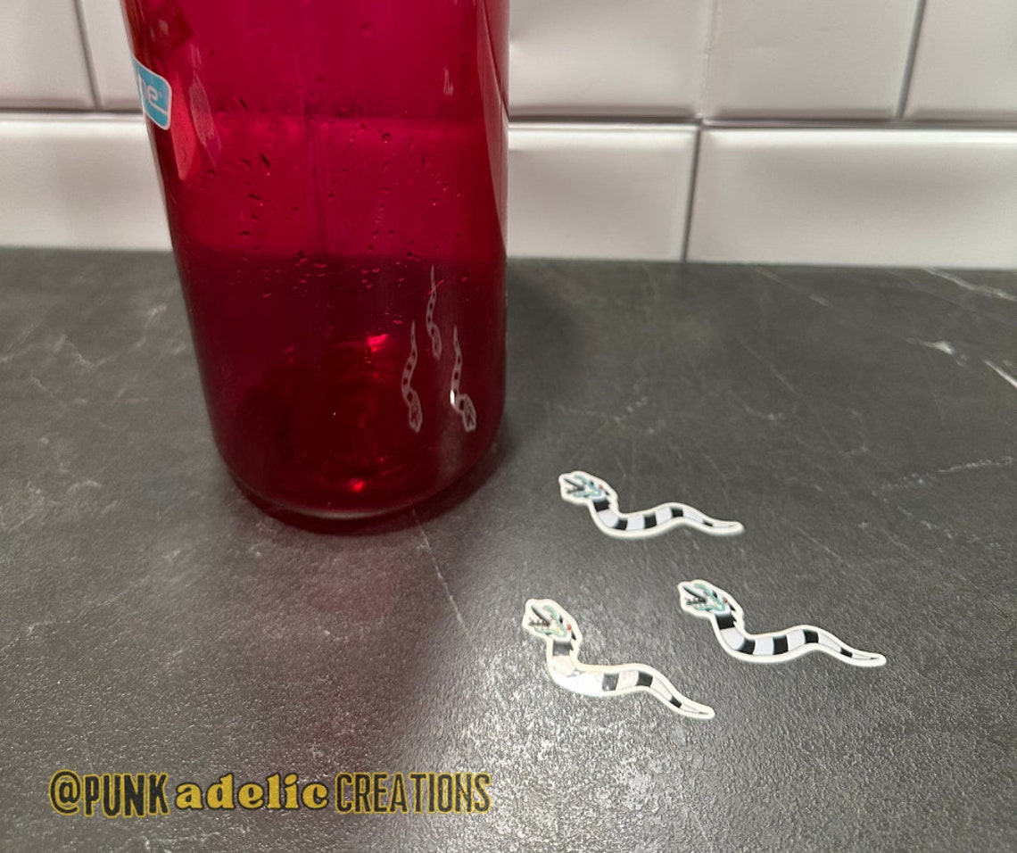 Beetlejuice Sandworm Sticker, Betelgeuse Sticker, Beetle Juice, Tim ...