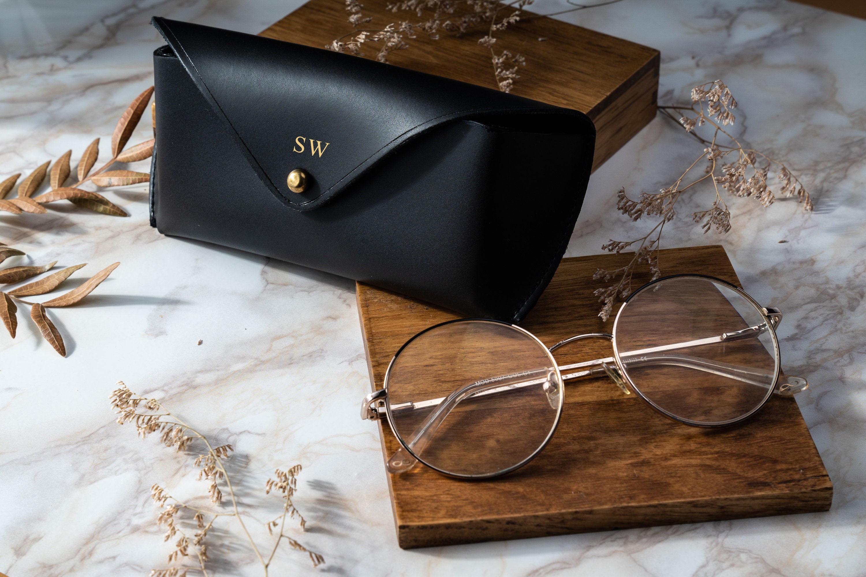 Personalized Sunglass Case, Leather Sunglasses Holder, Custom Eyeglass ...