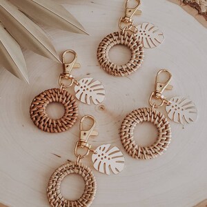 RATTAN Keychain Monstera Keychain Boho Style Bag Charm Teokaikoa - Etsy