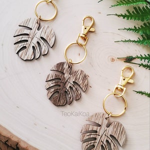 MONSTERA Keychain | WOOD Boho Keychain | Plant Keychain | Teokaikoa - Etsy