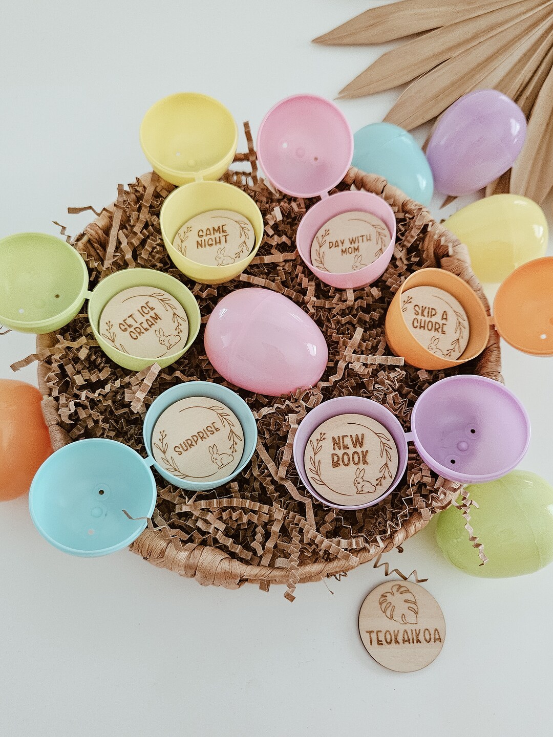 20 Engraved Easter Egg Tokens Wooden Minimalist Tokens Kids Easter Egg ...