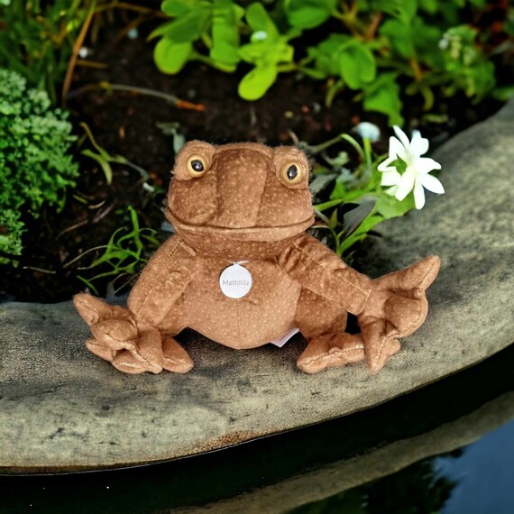 Giant toad plush store