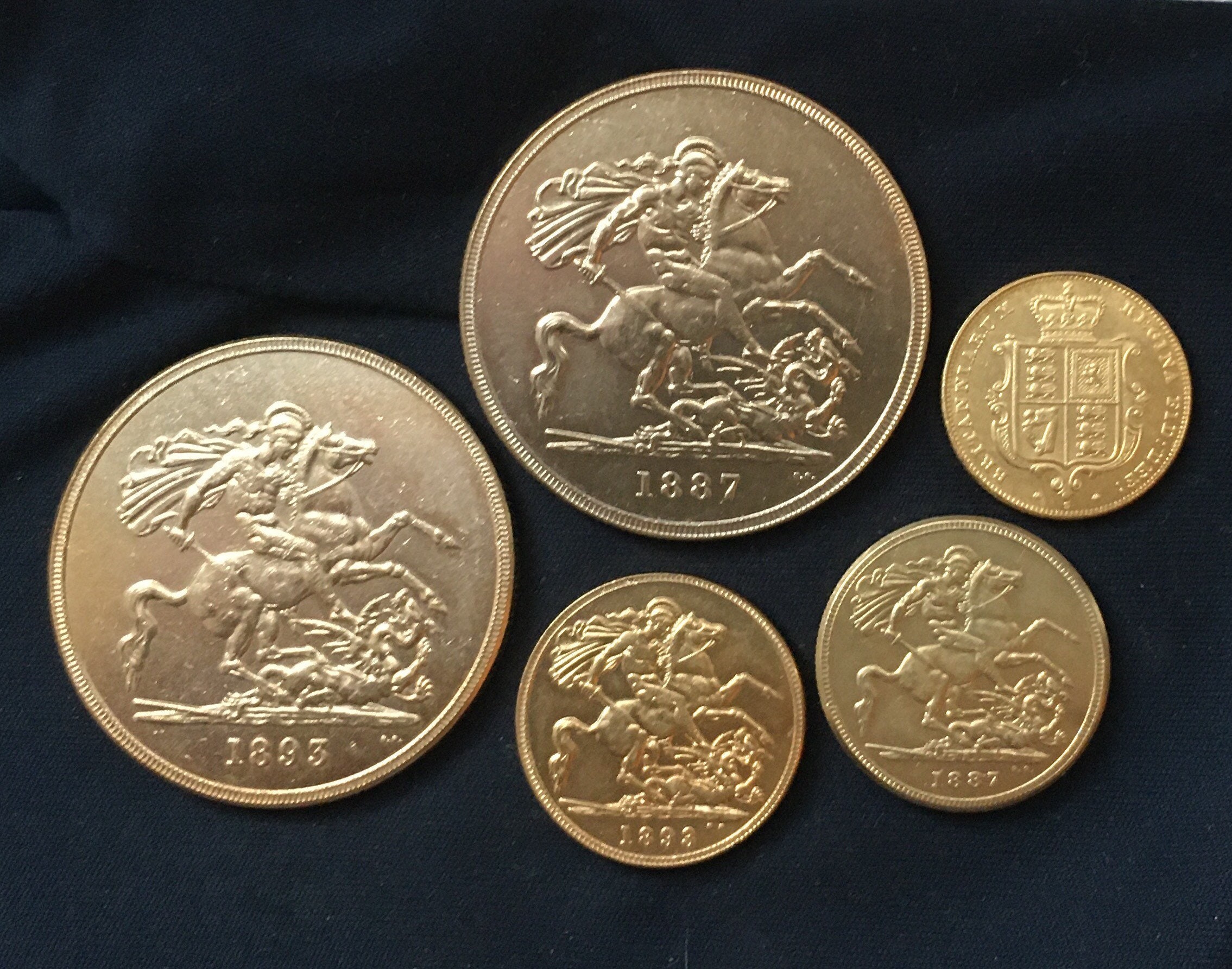 Set of Victoria Sovereigns - Five Pounds - Half Sovereign / Gold Effect ...