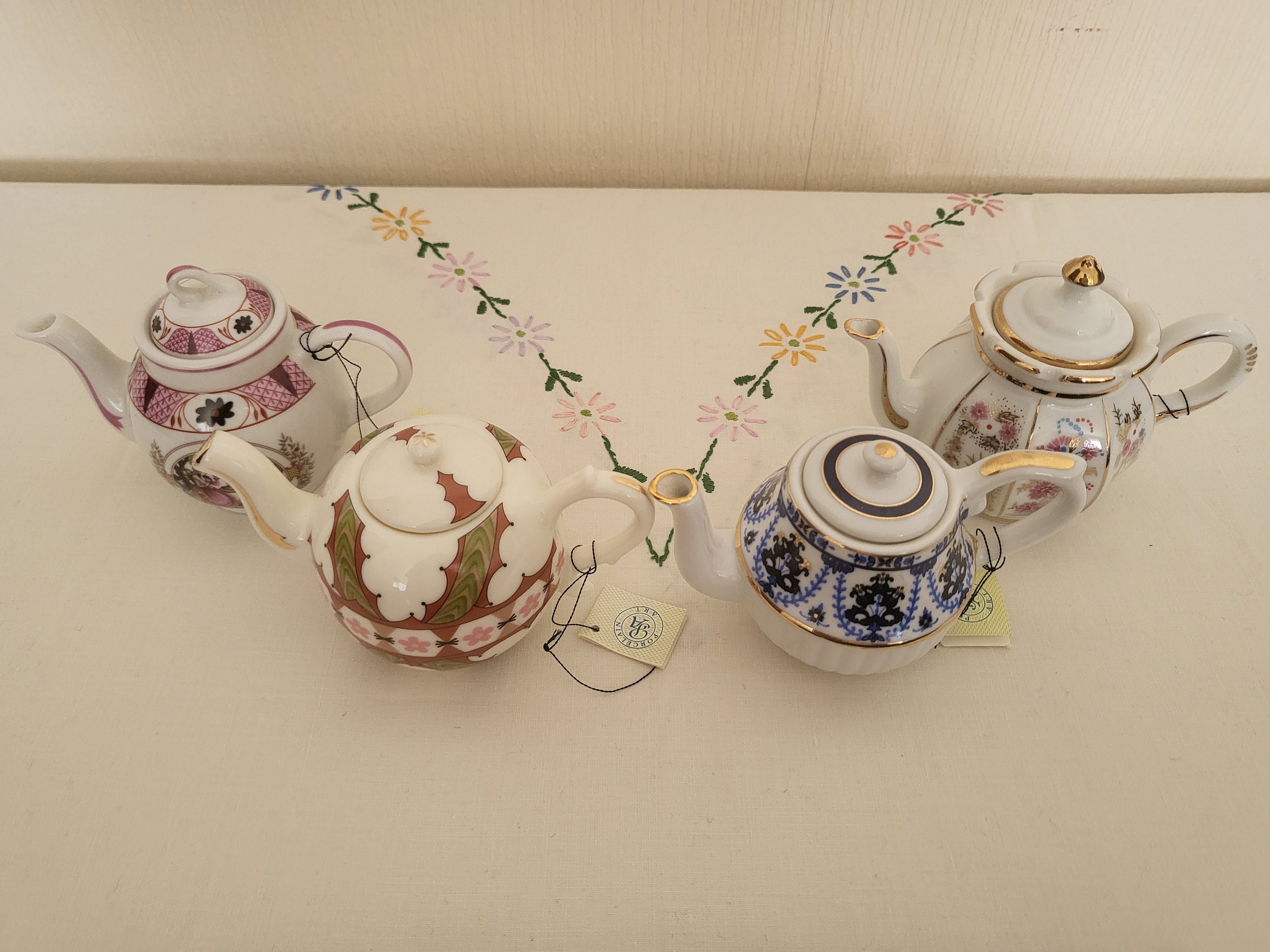 Vintage Porcelain Art Miniature Teapots Assorted Designs & Patterns X4 ...