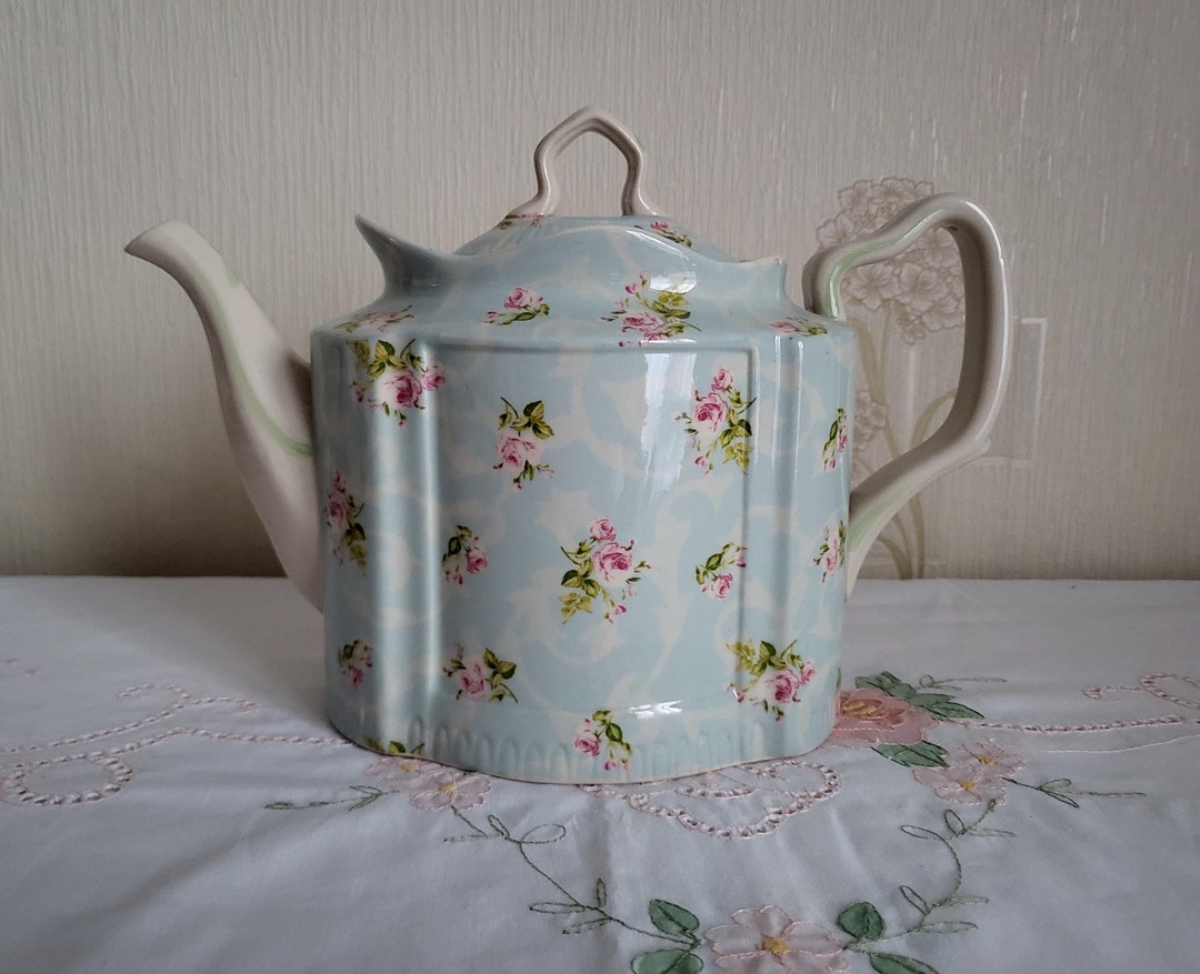 Vintage Cottage-gore / Farmhouse Chic Floral Teapot - Large - Etsy