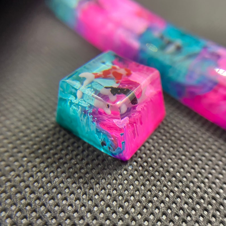 NEW Keycap Spacebar Key and R4 Pink Keycap Handmade Resin - Etsy