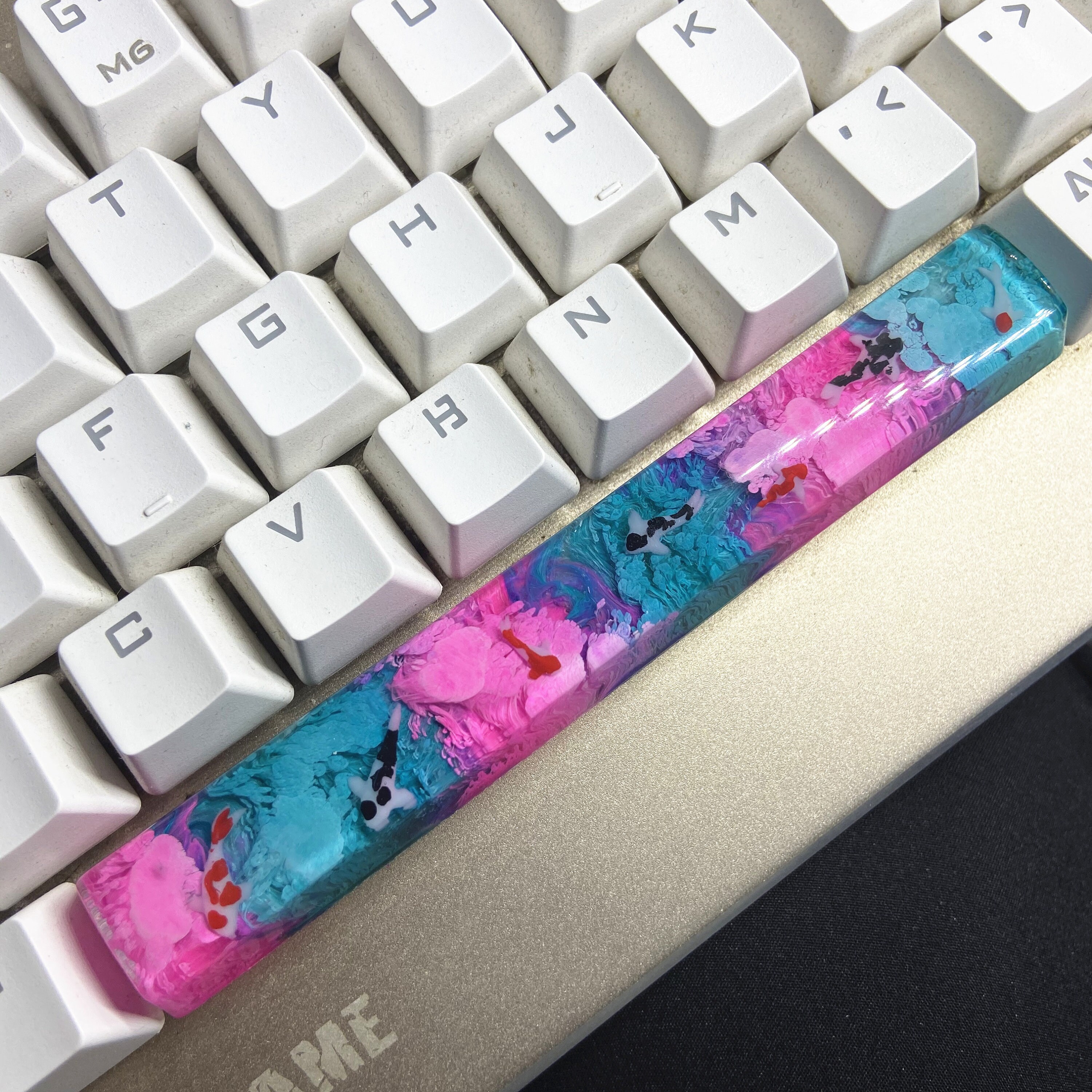 NEW Keycap Spacebar Key and R4 Pink Keycap Handmade Resin | Etsy