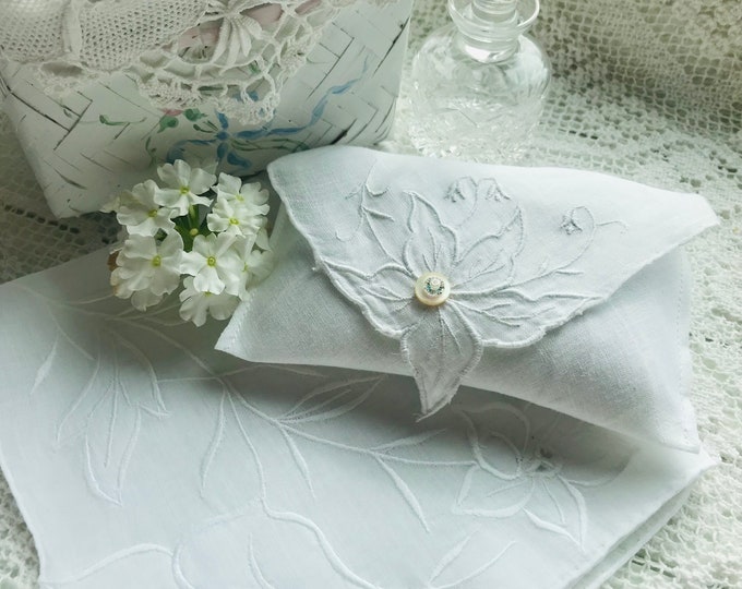 Vintage Elegant White Hankie & Sachet Set With Lovely Shadow Applique ...