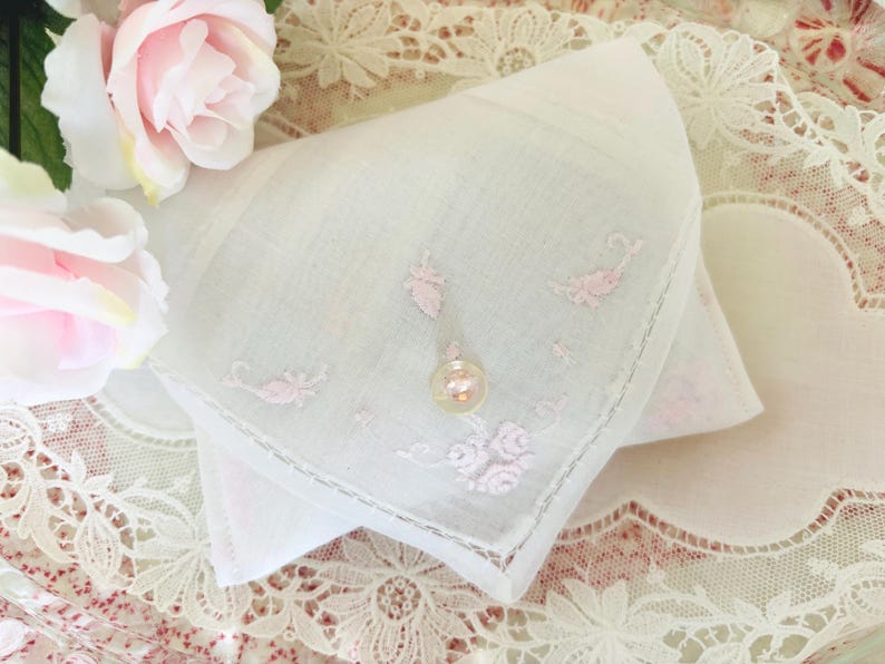 Vintage Hankie Lavender Sachet: Pink Floral Aromatherapy Gift, Shower ...