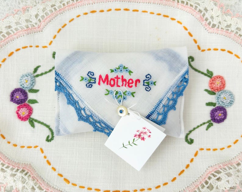 Vintage Hankie Lavender Sachet, Embroidered Mother Gift - Etsy