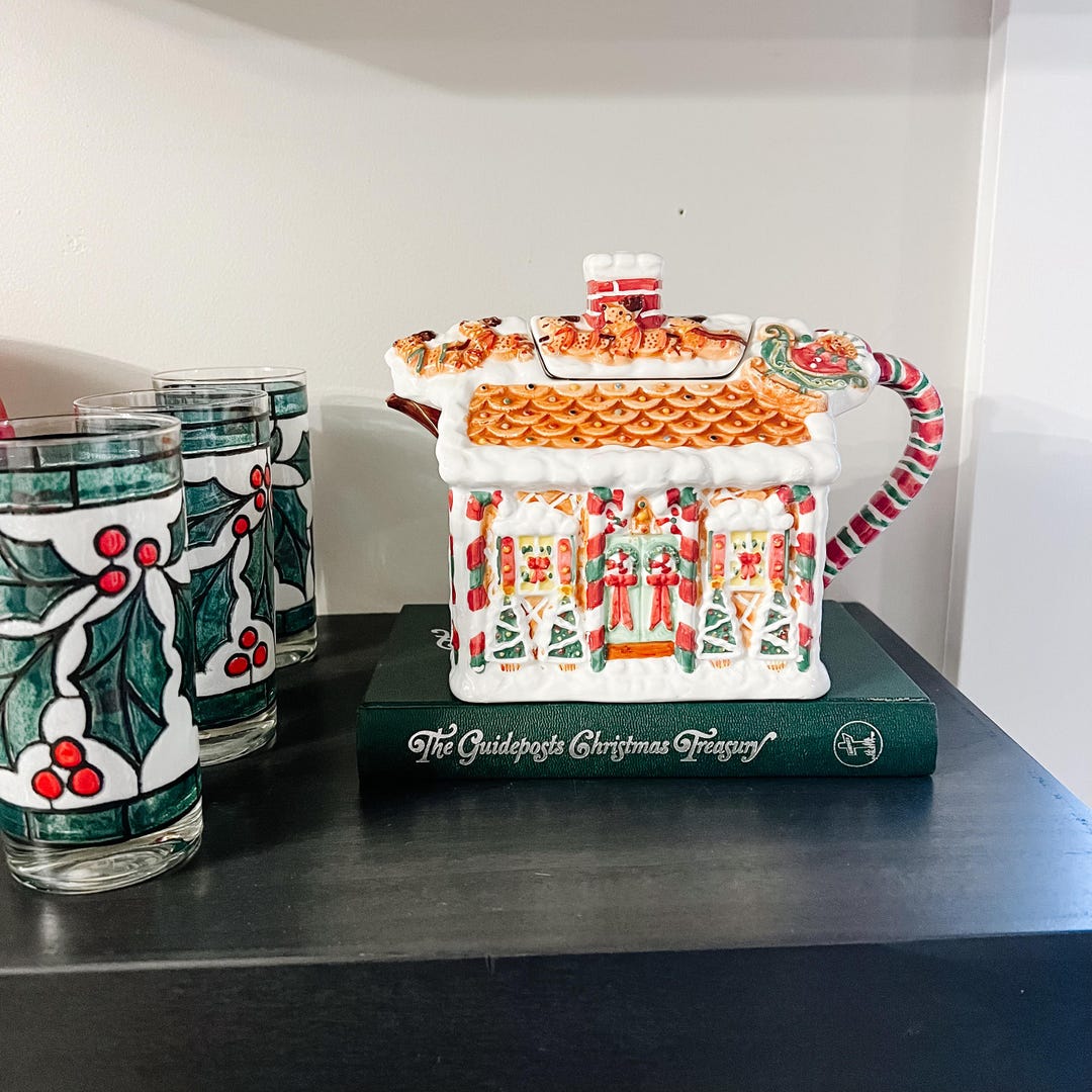 Vintage Gingerbread House Teapot, Handpainted Teapot Gingerbread ...