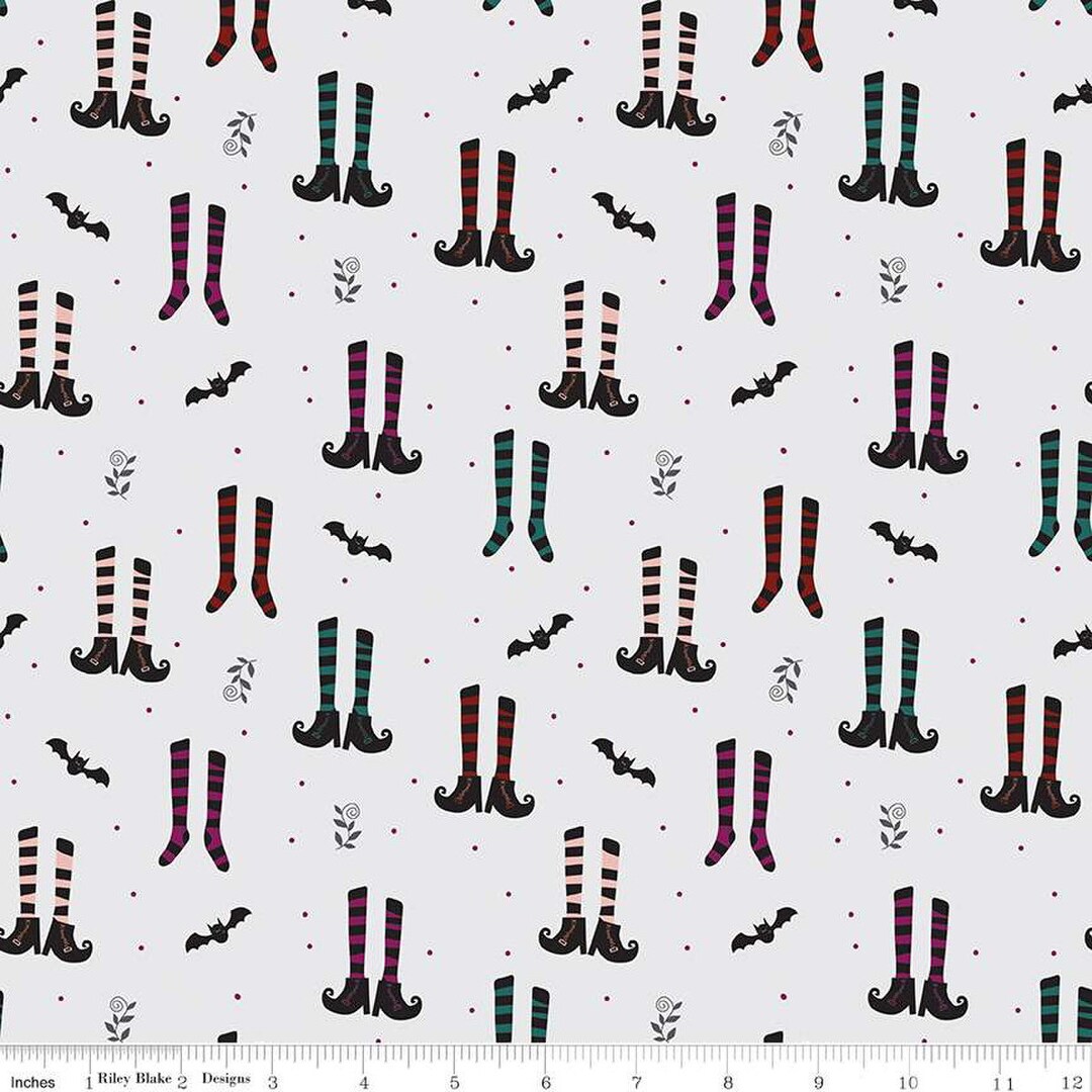Little Witch Witches Socks Smoke | RBD | C14561 Jennifer Long ...