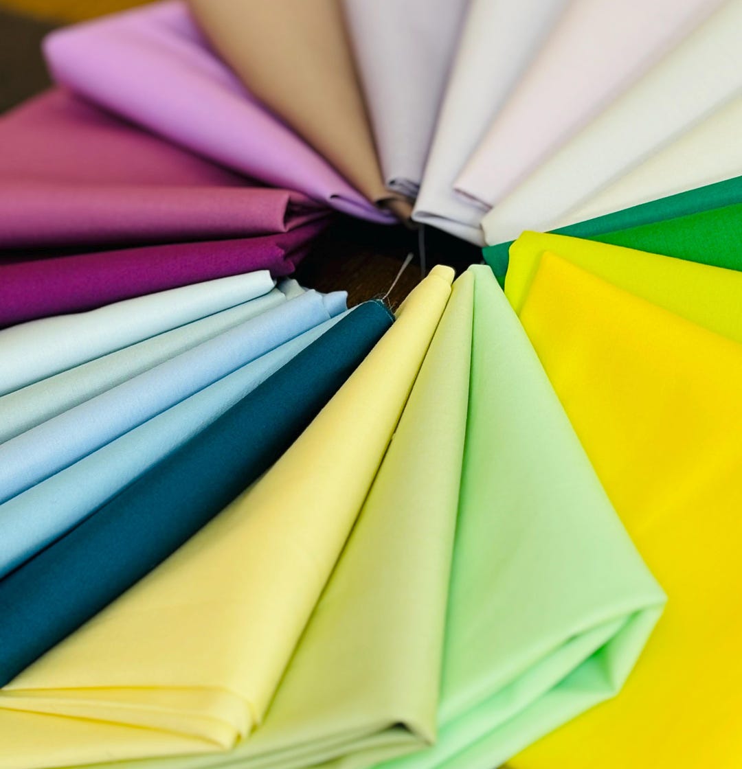 New Colors of Pure Solids 2024 AGF Fat Quarter Bundle 21 Fabrics Fast ...