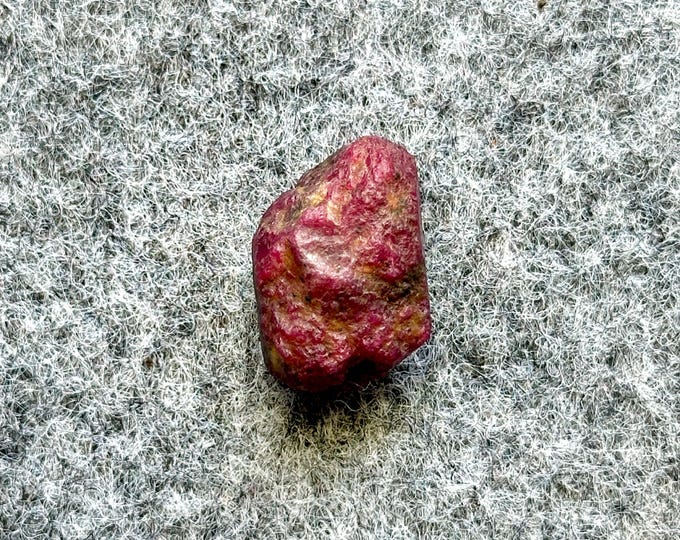 Mogok Ruby Raw Rough Crystal, Unheated Ruby Rough, Natural Ruby Gemstone, Red Ruby Collectible ...