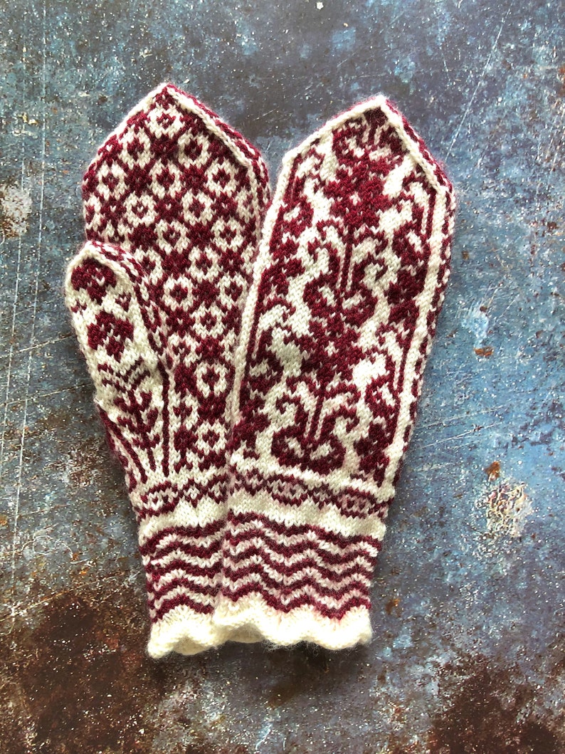 Flowers and Forests Selbu Mittens Digital Knitting Pattern - Etsy