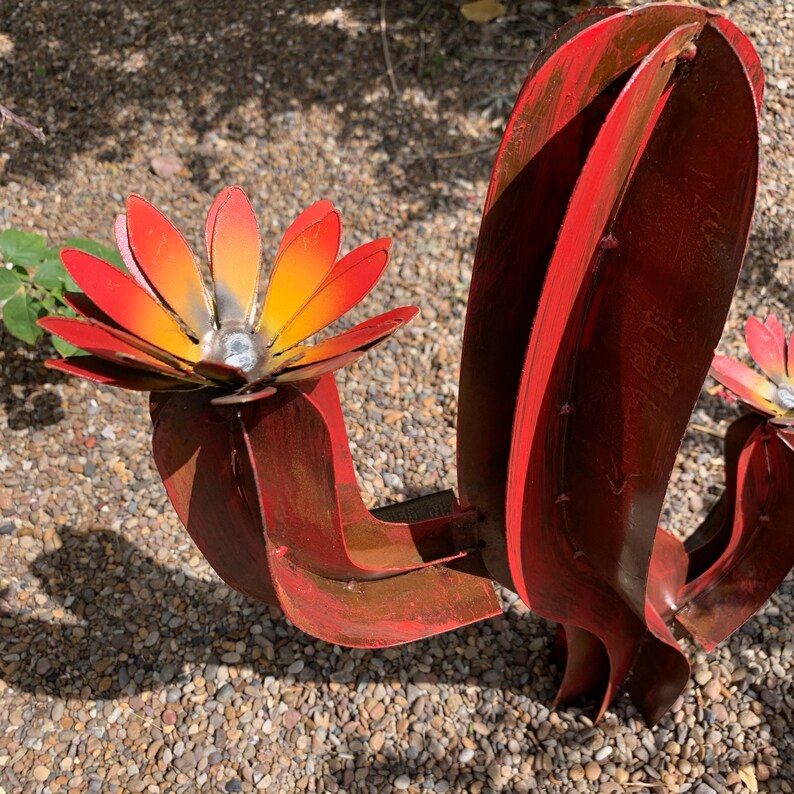 Tilted Rustic Metal Cactus Garden Art - Etsy
