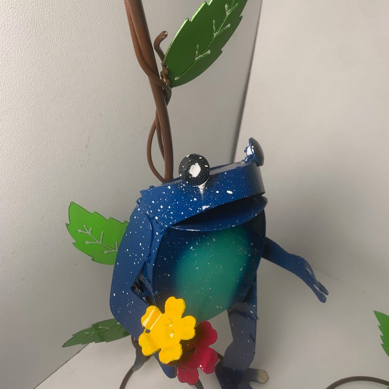 Decorative Toad/frog With Flowers Metal Art - Etsy