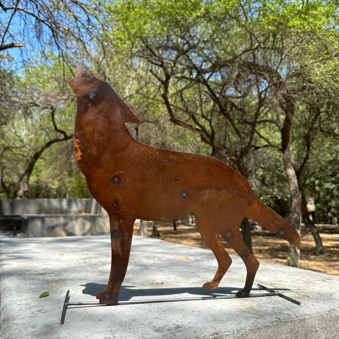 Handmade Metal Rusted Howling Coyote Garden Decor - Etsy
