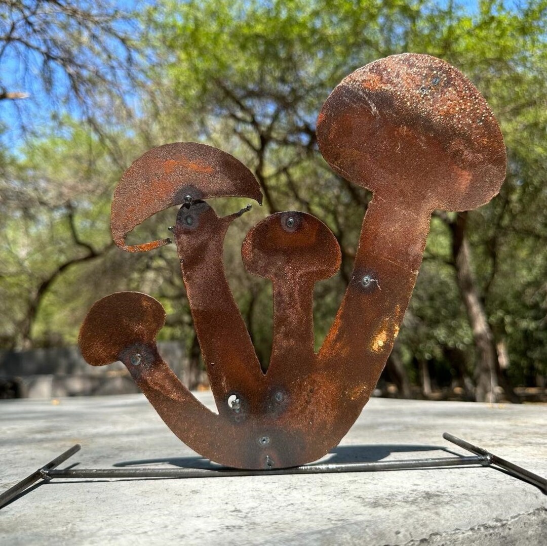 Handmade Metal Rusted Dual 4 Head Toadstool Metal Yard Decor - Etsy
