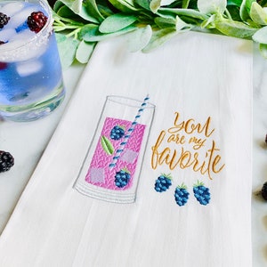 Gin Cocktail Glass Machine Embroidery Design | Blackberry (instant ...