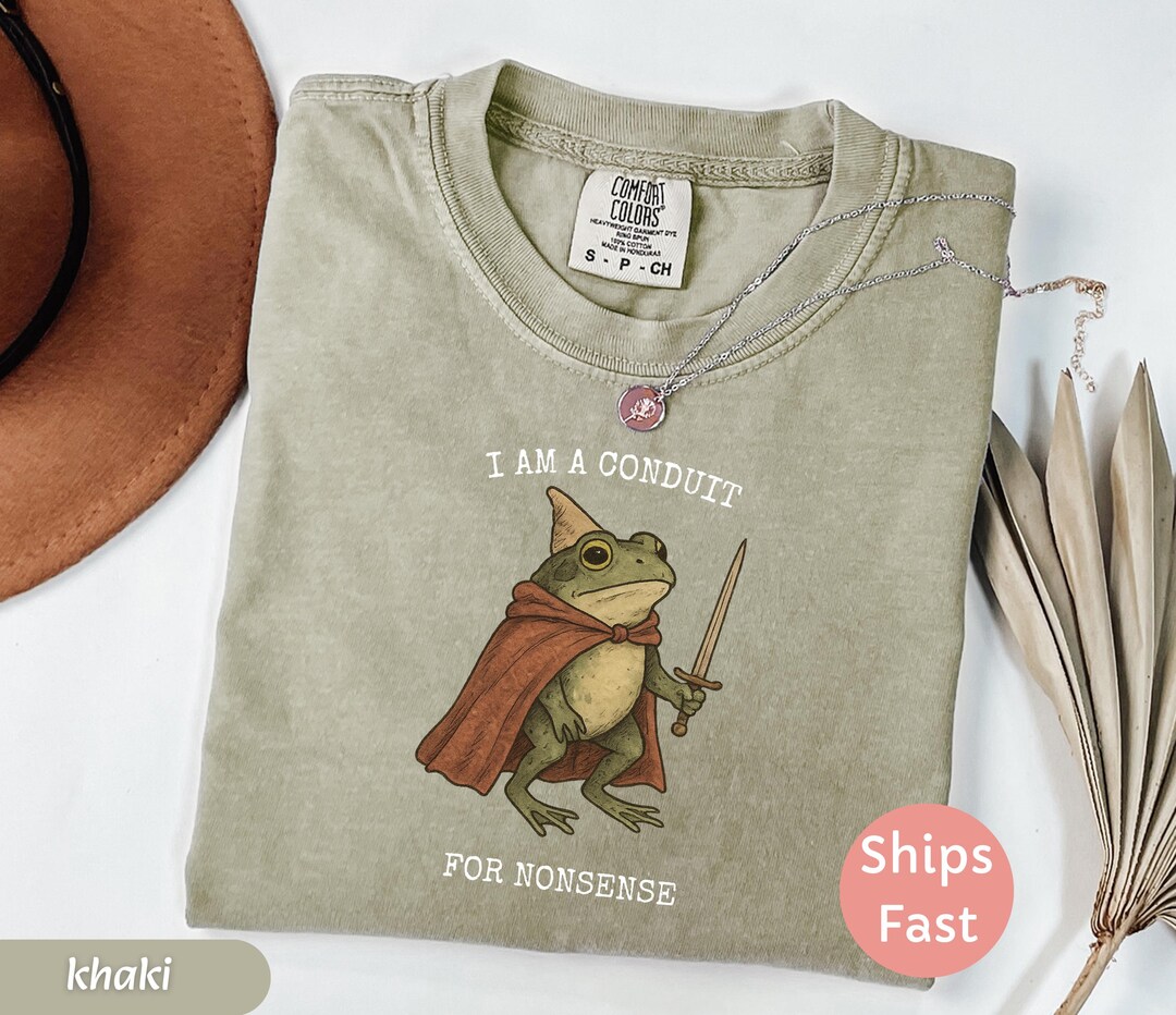 Comfort Colors Frog T-shirt: Funny Knight Meme Shirt - Etsy