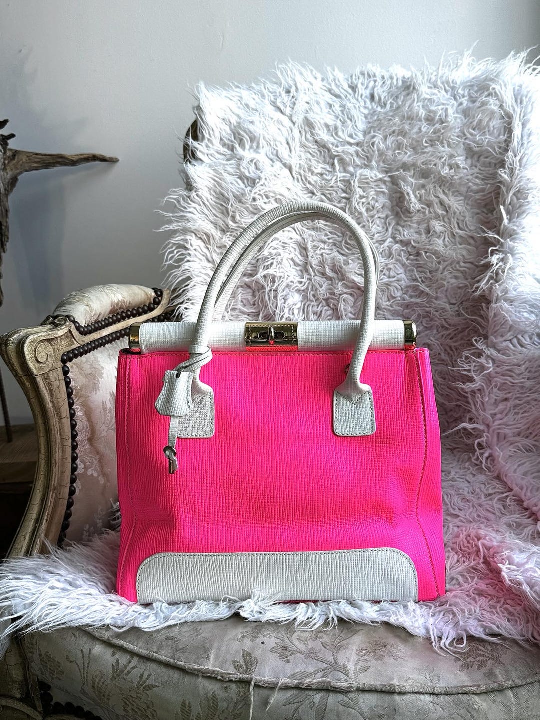 Vintage White and Hot Pink Leather Bag With Kelly Gold Locket Key Made ...