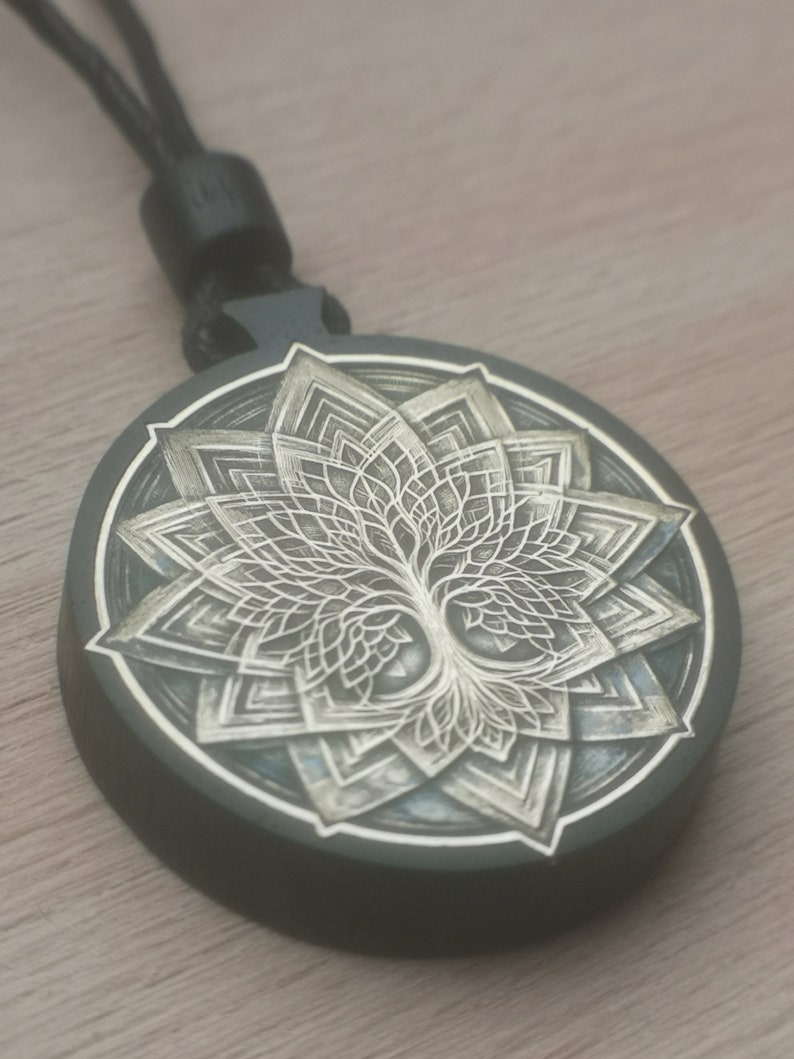 Tree of Life 'eternal Roots' Ebony Necklace Yggdrasil Silver/brass ...