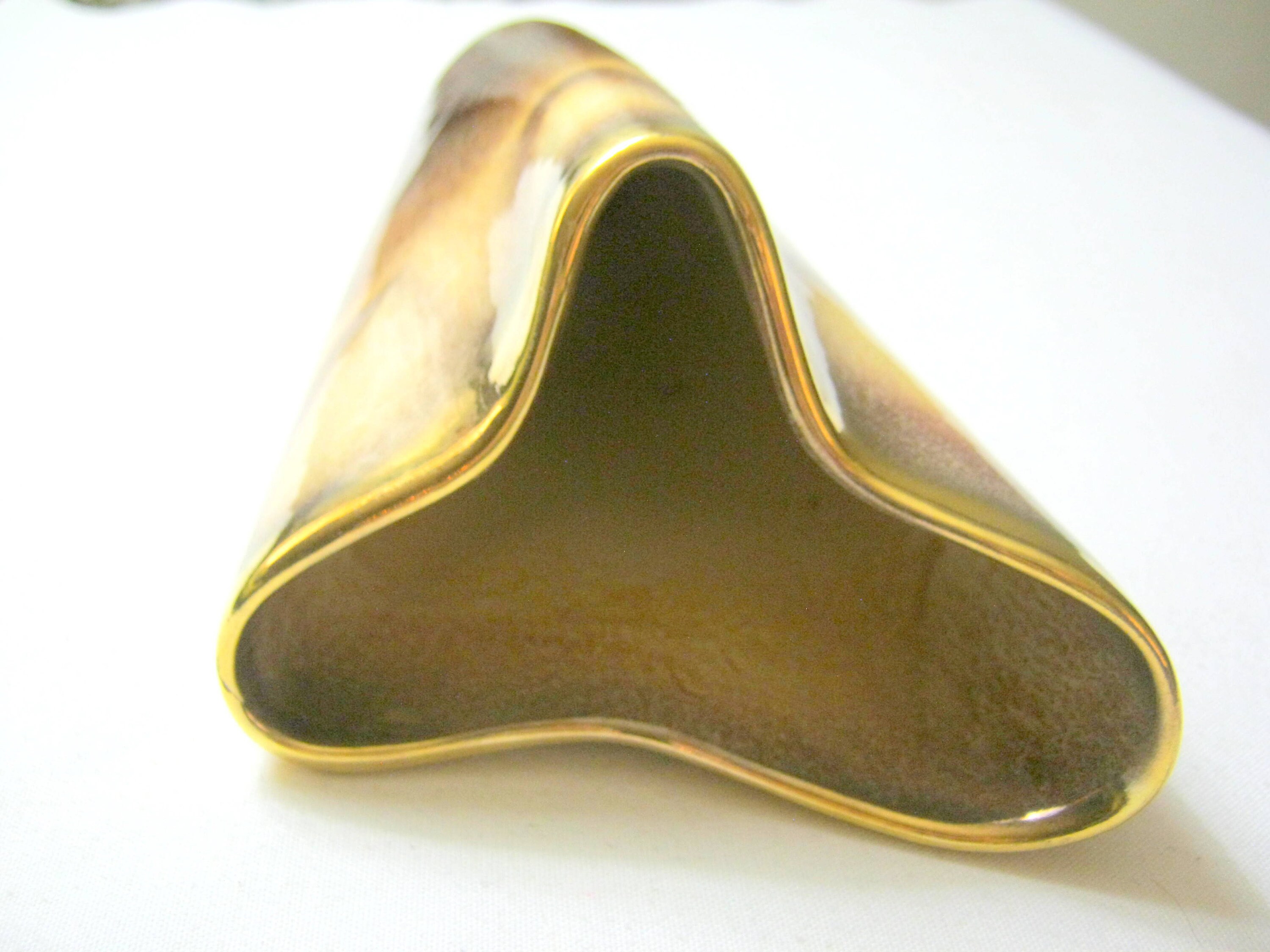 Vintage Mid Century TRIANGLE SHAPED Brown Beige & Gold Trim Pottery 9 ...