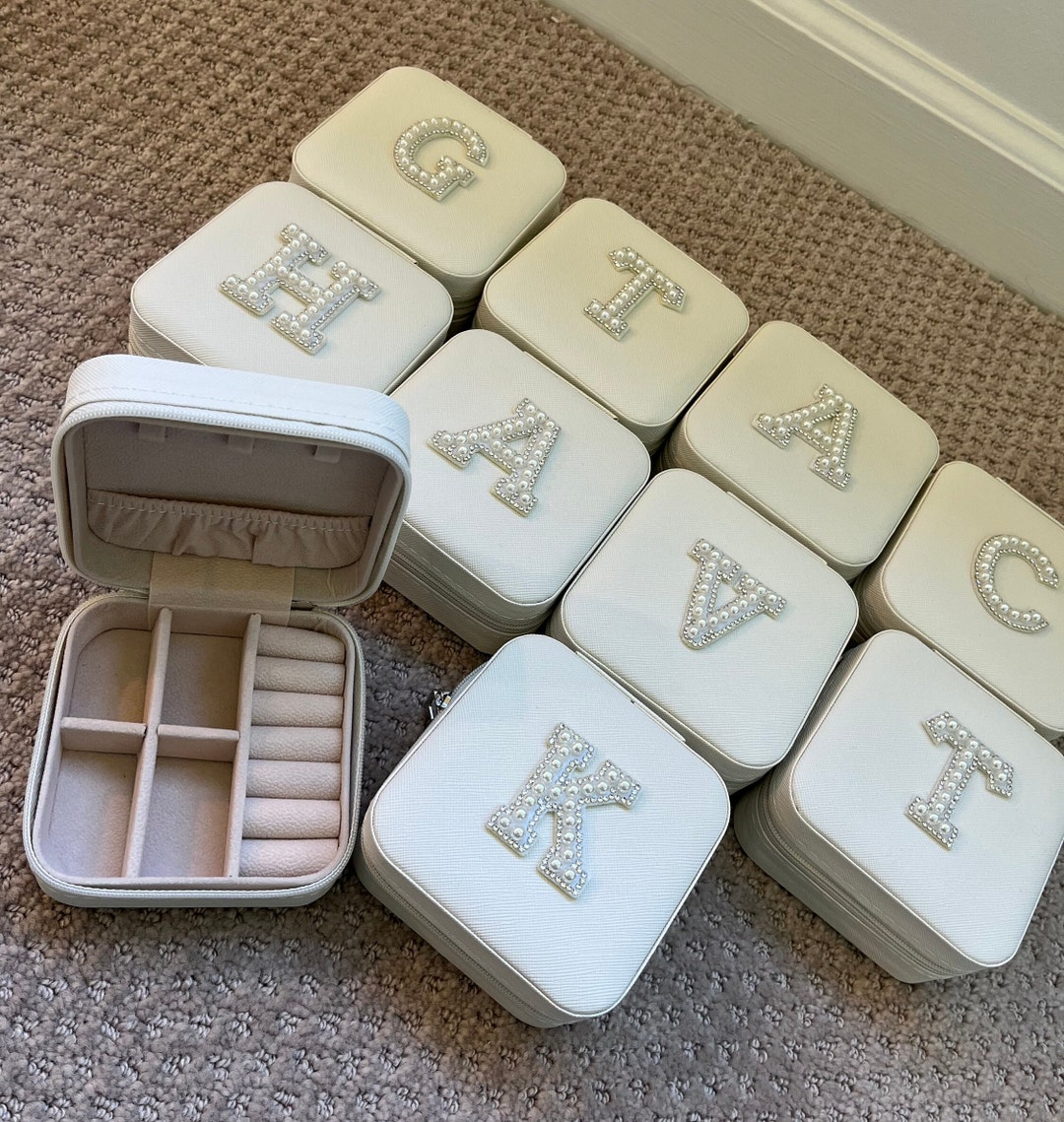 Personalized Travel Jewelry Box. Custom Pearl Initial Travel - Etsy