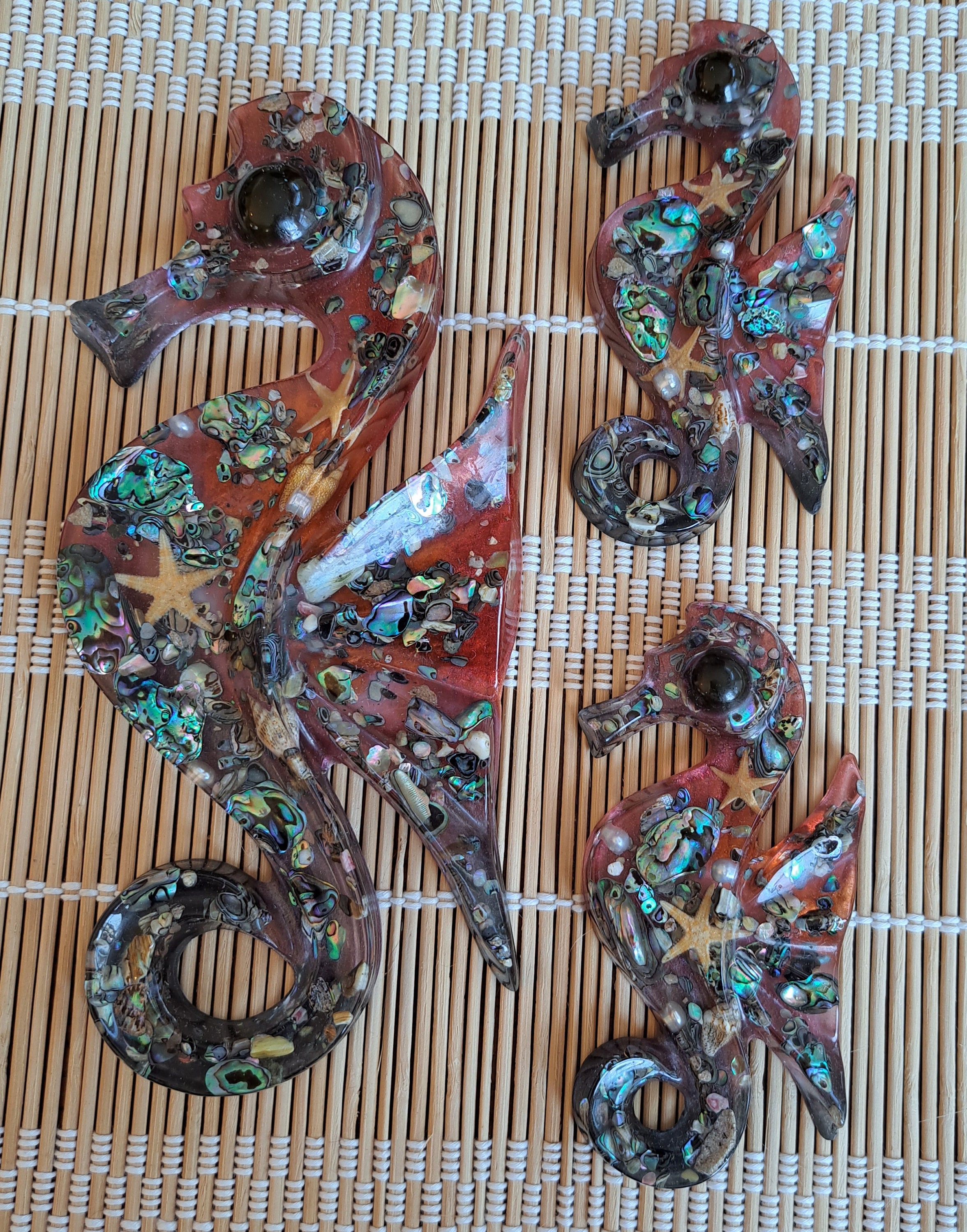 Dark Red Char Resin MCM Seahorse Family Wall Hanging - Etsy