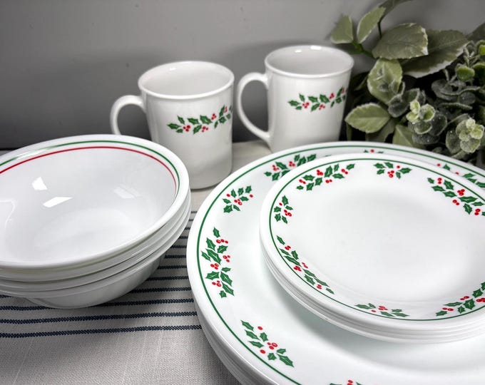 Vintage Corelle Holly Days Christmas Dinnerware: 17 Piece Set for 4 ...